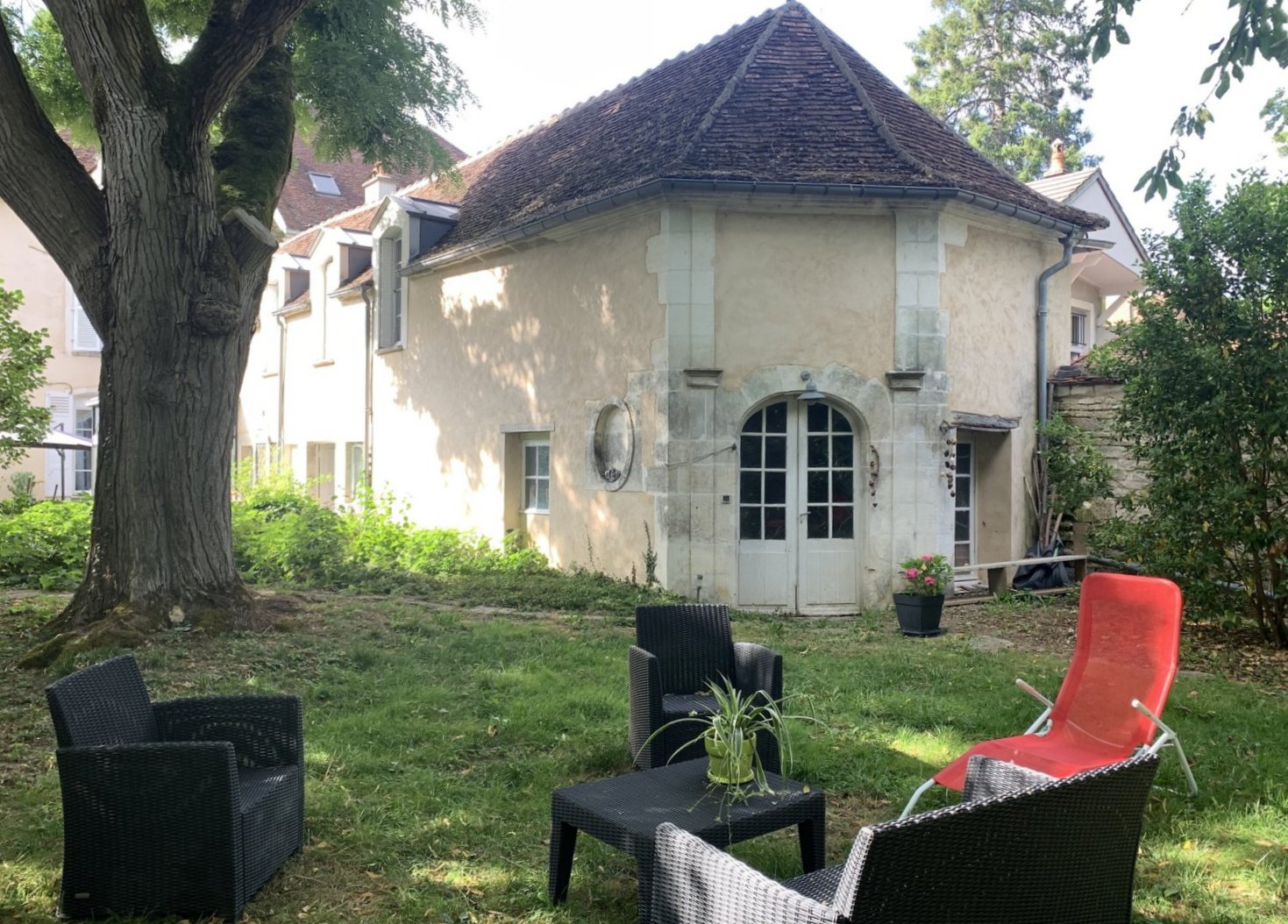 Chambres d'hôtes Les Jours Heureux, suite et suite familiale Tonnerre