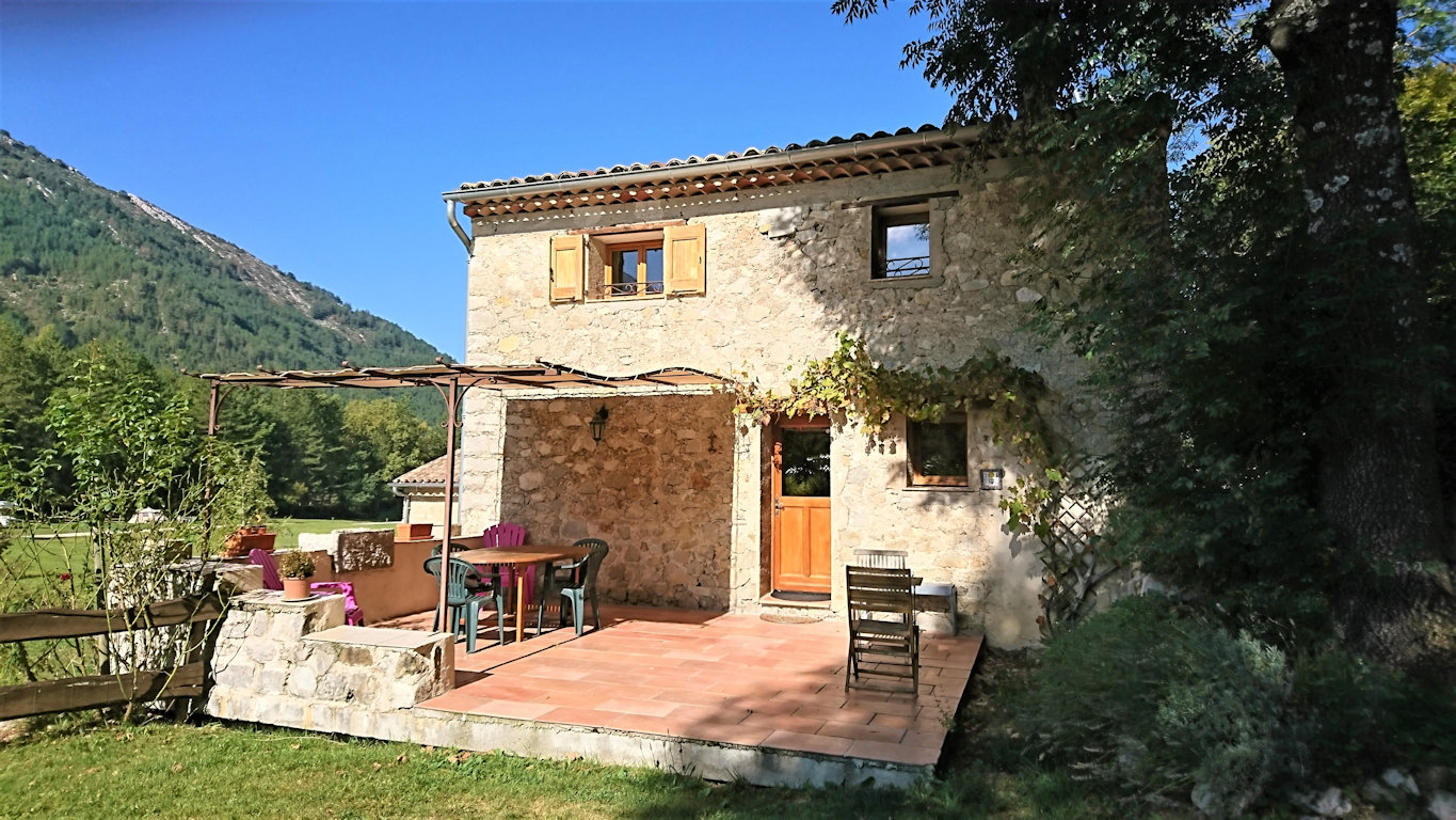 Gîte Les Framboises, gîte d'étape Castellane, Aux portes des gorges du ...