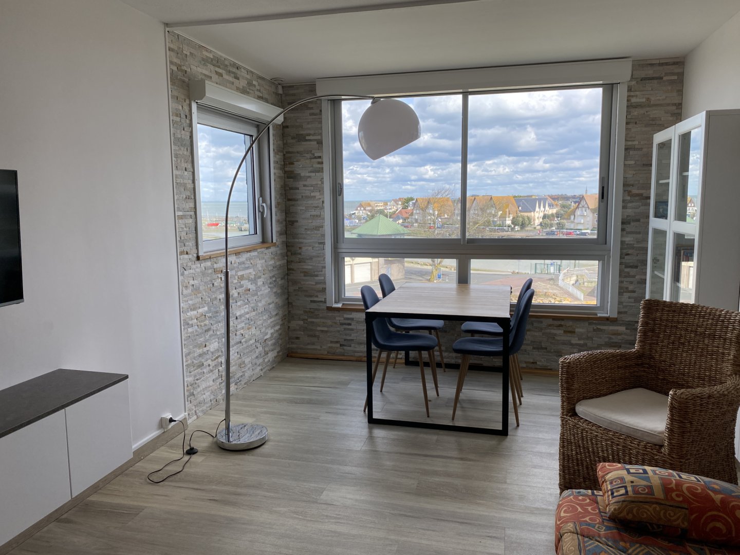 La vue mer de Séraphin de Normandie à Courseulles-sur-Mer - Appartement ...