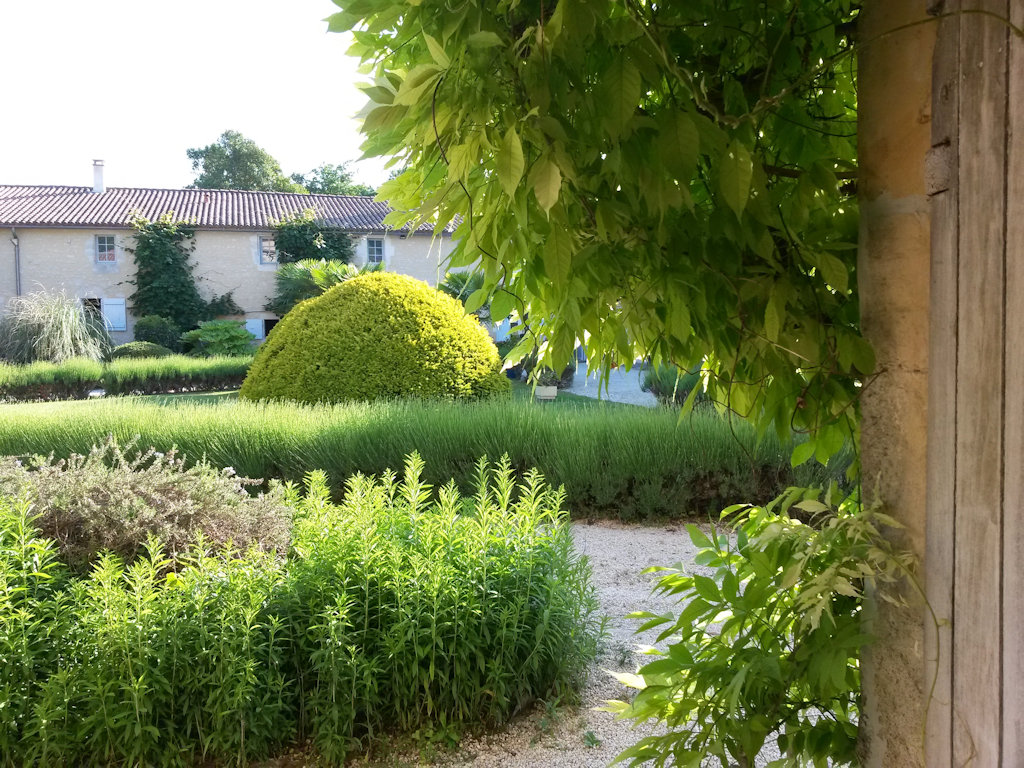 Logis de Garnaud - au calme, en bordure de rivière - Appartement à ...