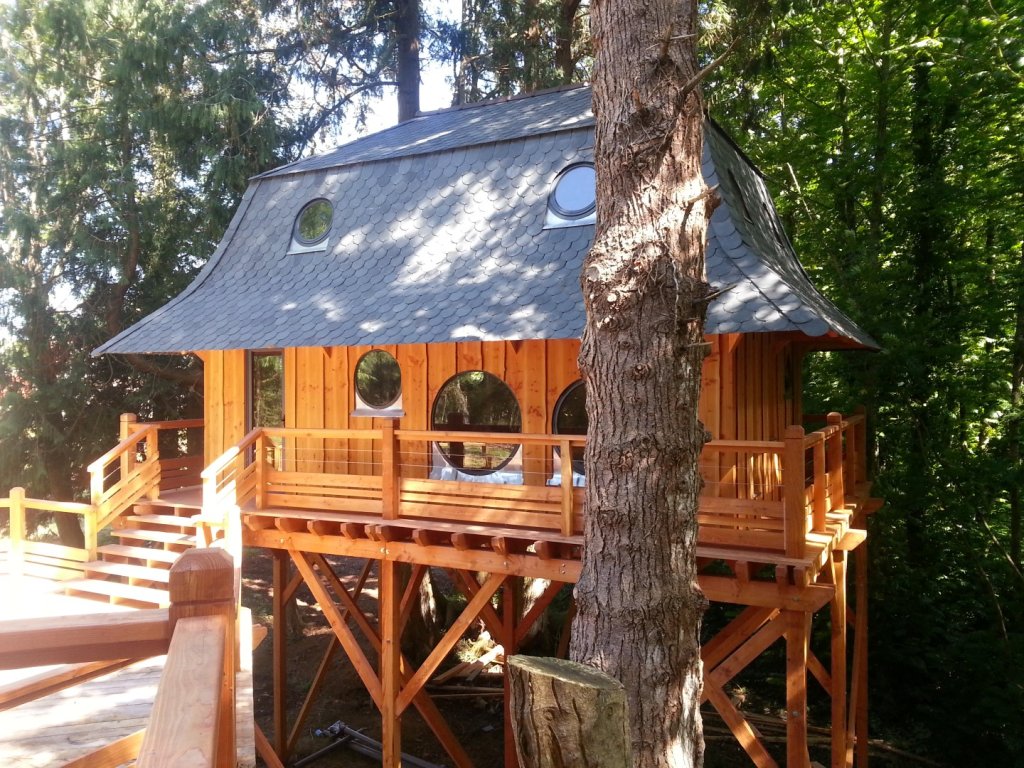 Cabane perchée Tok-Asia, Luxueuse et très insolite !, treehouse Mantallot