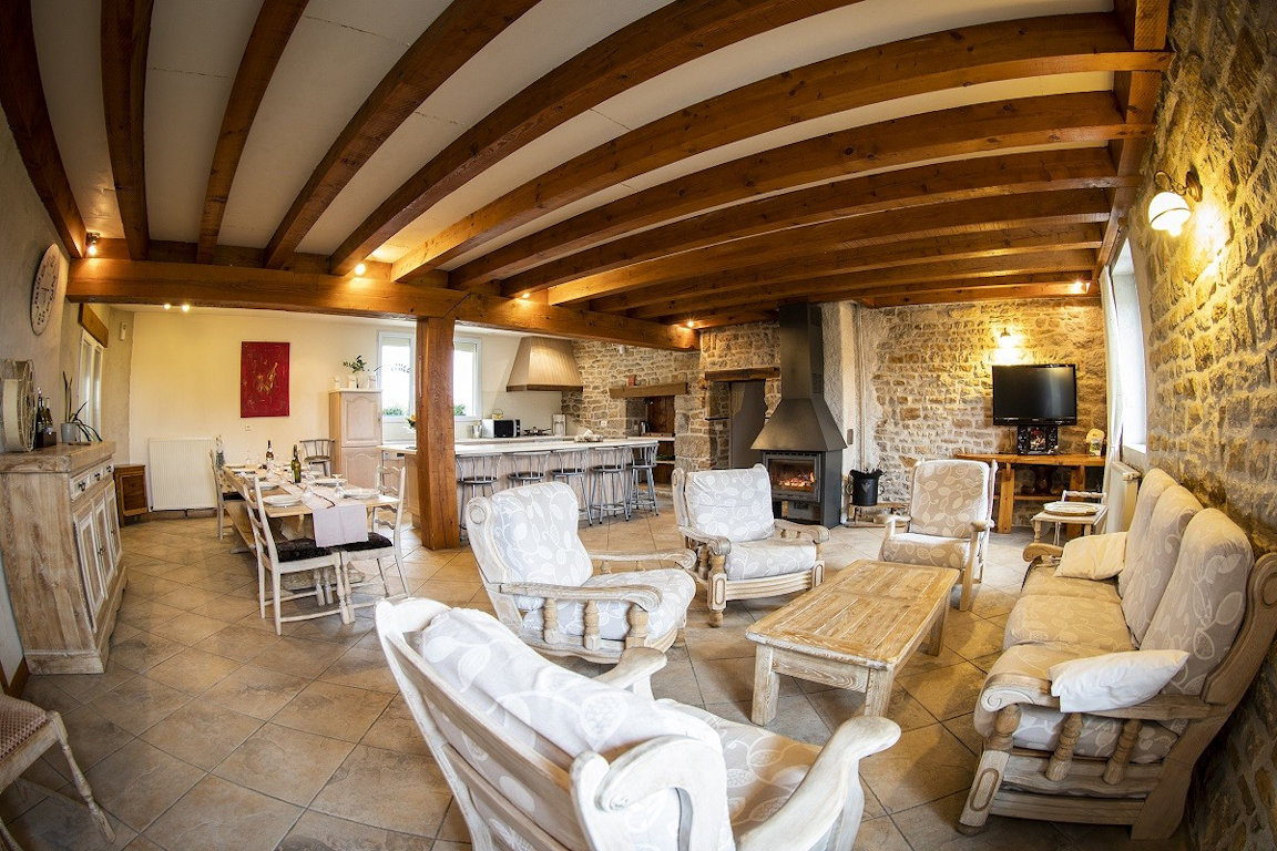 Gite des Flâneurs - Grande maison 10-15 pers - terrasse couverte, gîte ...