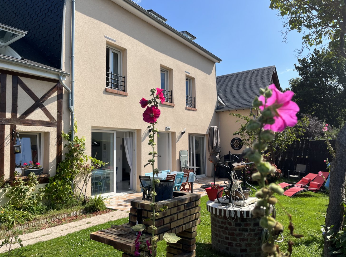 Gite du Clos Rollet, jardin privé, parking clos, climatisation, gite ...