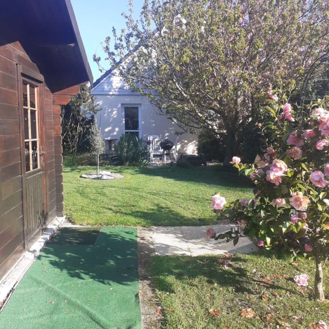 Maison de campagne "Au rosier de FRANCK", maison Mesnil Raoul, Haute ...